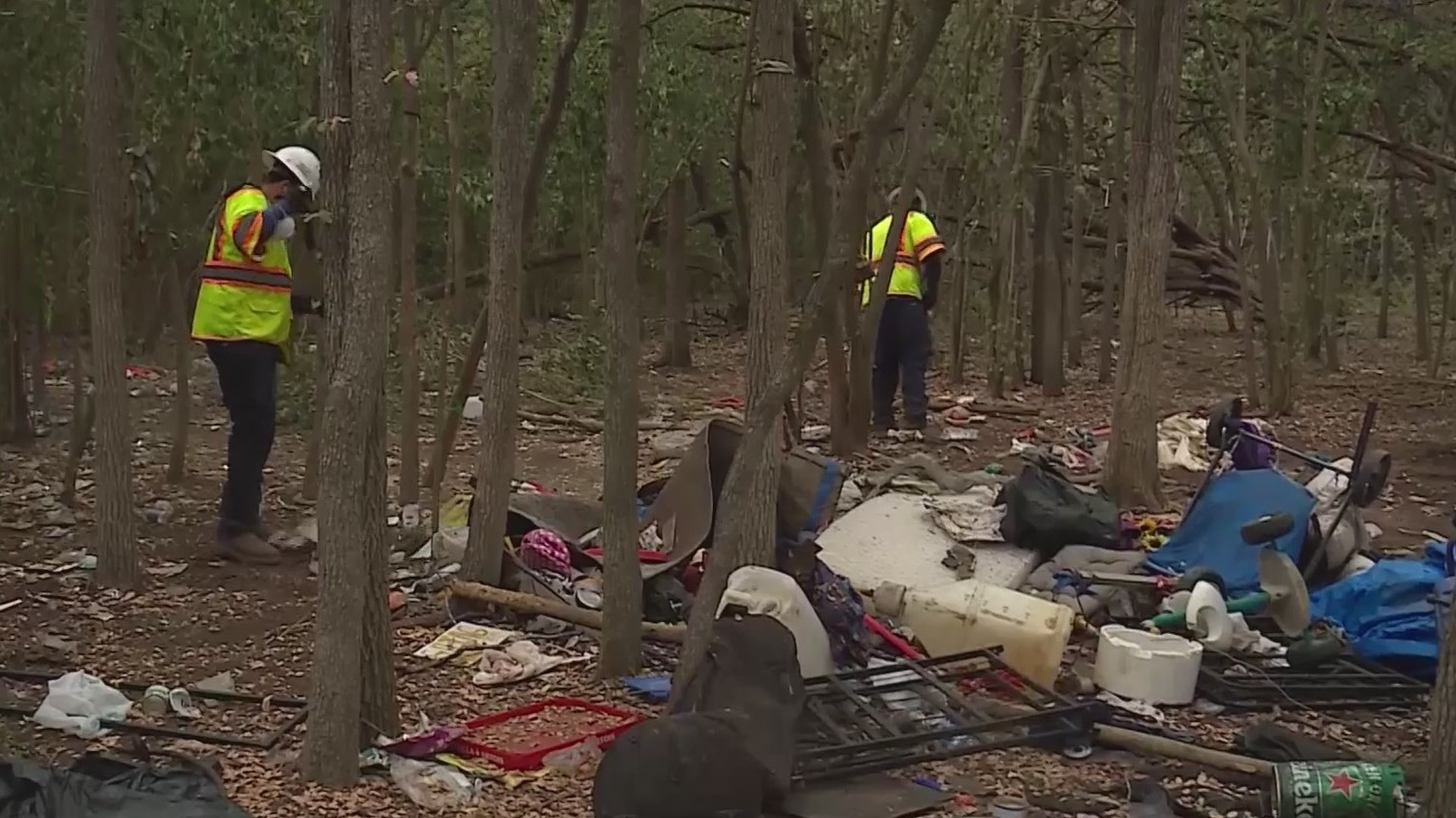 Court records: Suspect accused of shooting officer, woman near Zilker Park was in and out of jail