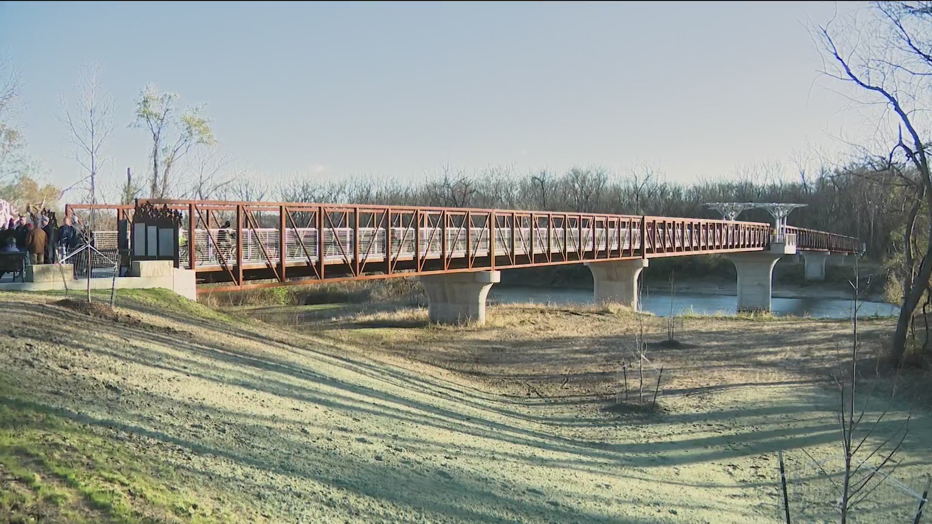 Open at last! New bridge connects two of west side’s most popular ...