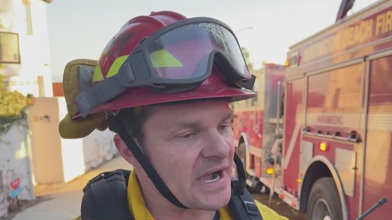 Los Angeles firefighters facing ‘impossible mission’ | NewsNation Now ...