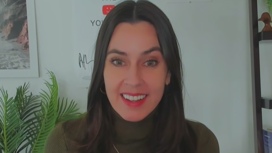 UnitedHealthcare CEO shooting: Taylor Lorenz explains op-ed, viral ...