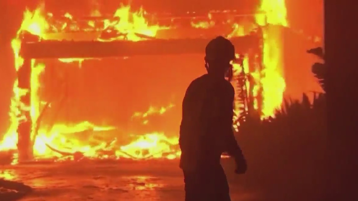 Calif. inmates make less than minimum wage fighting LA fires | Morning ...