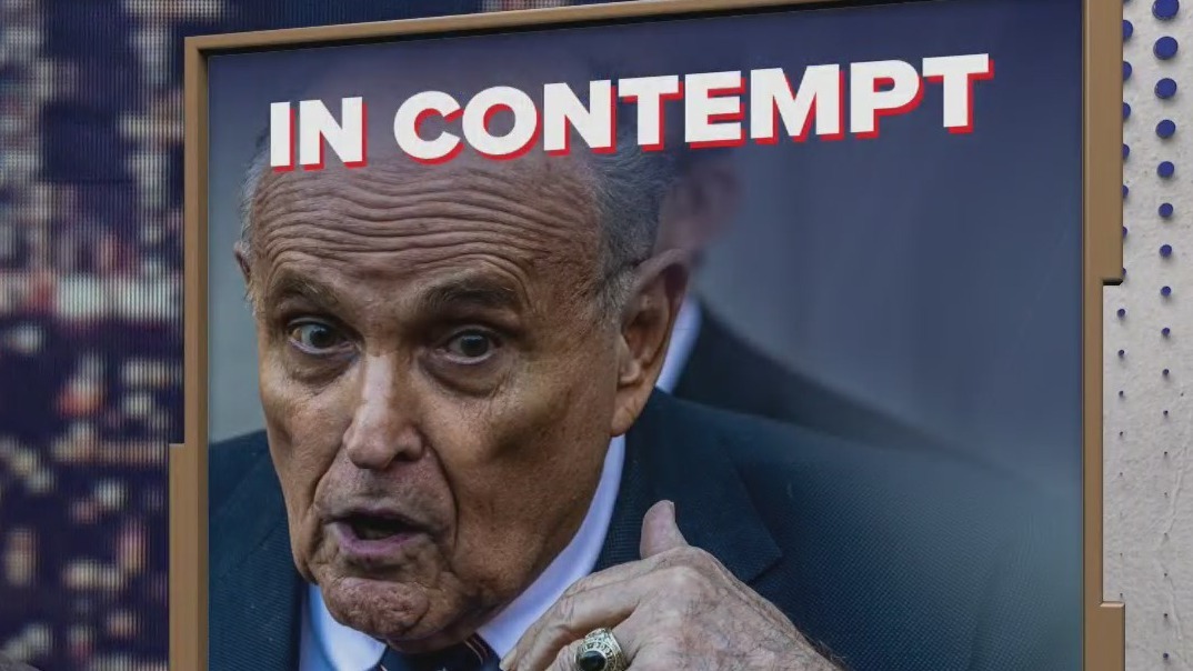 Is Rudy Giuliani waiting for Donald Trump to bail him out? | Dan Abrams Live – NewsNation